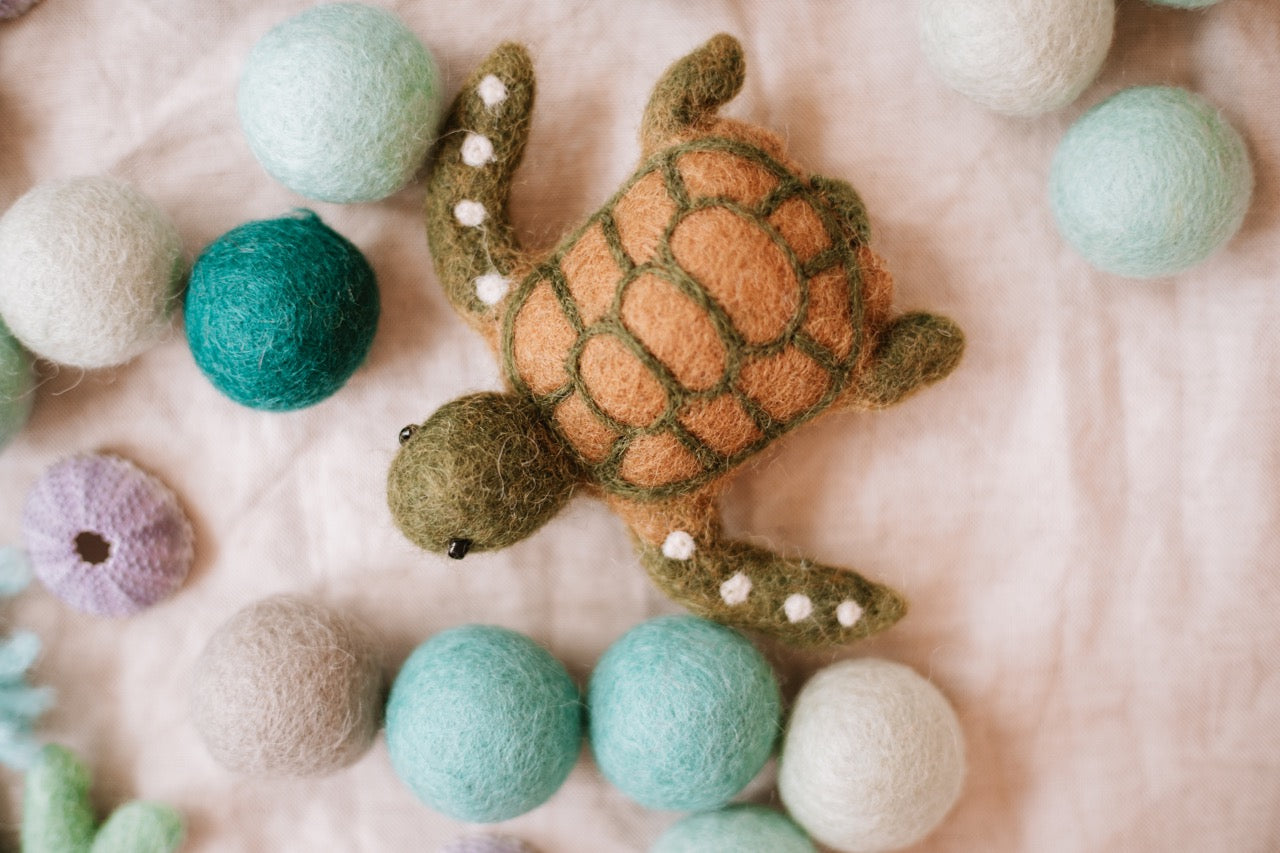 Felt Green Sea Turtle – The Saltwater Collective